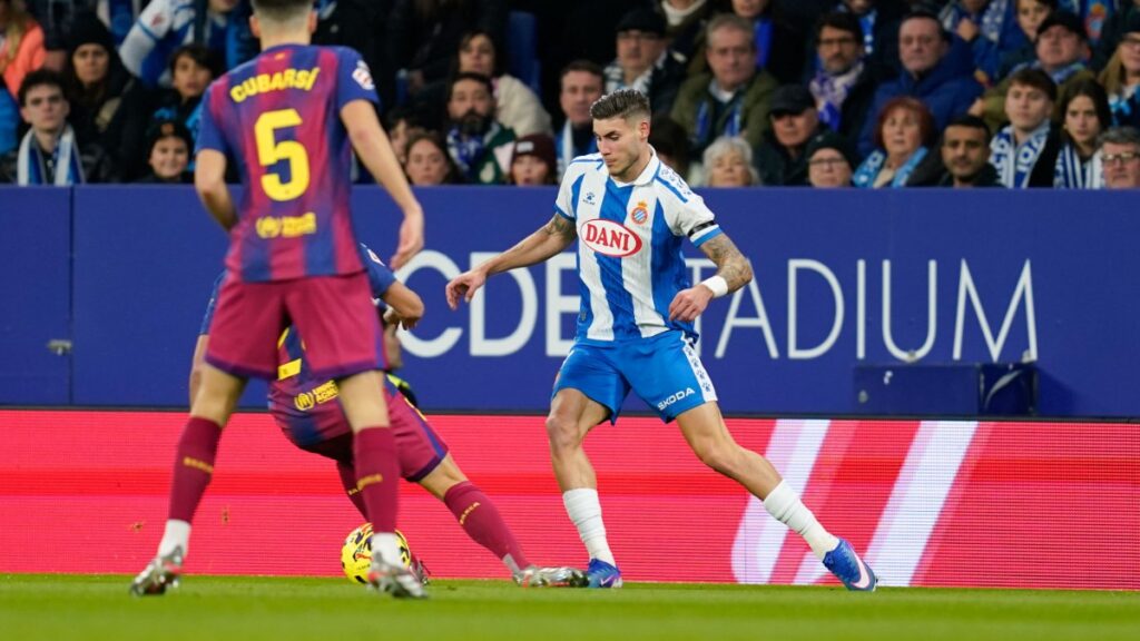 RCD Espanyol - FC Barcelona: El fútbol fue cruel con un gran Espanyol (0-2)